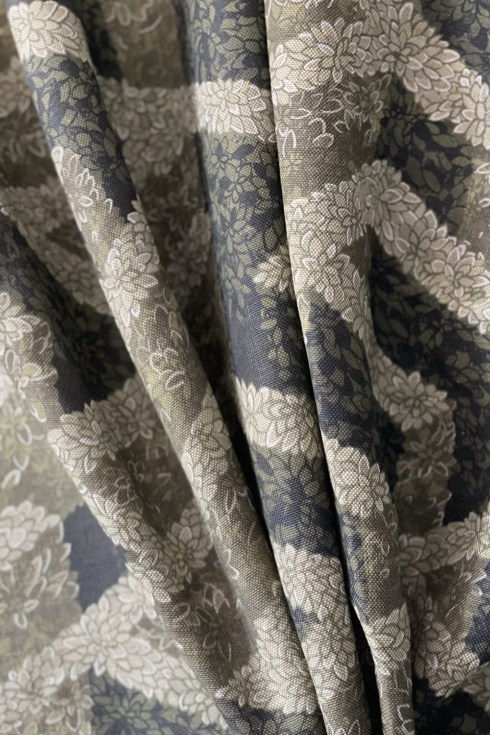 Labyrinth Fabric - Olive