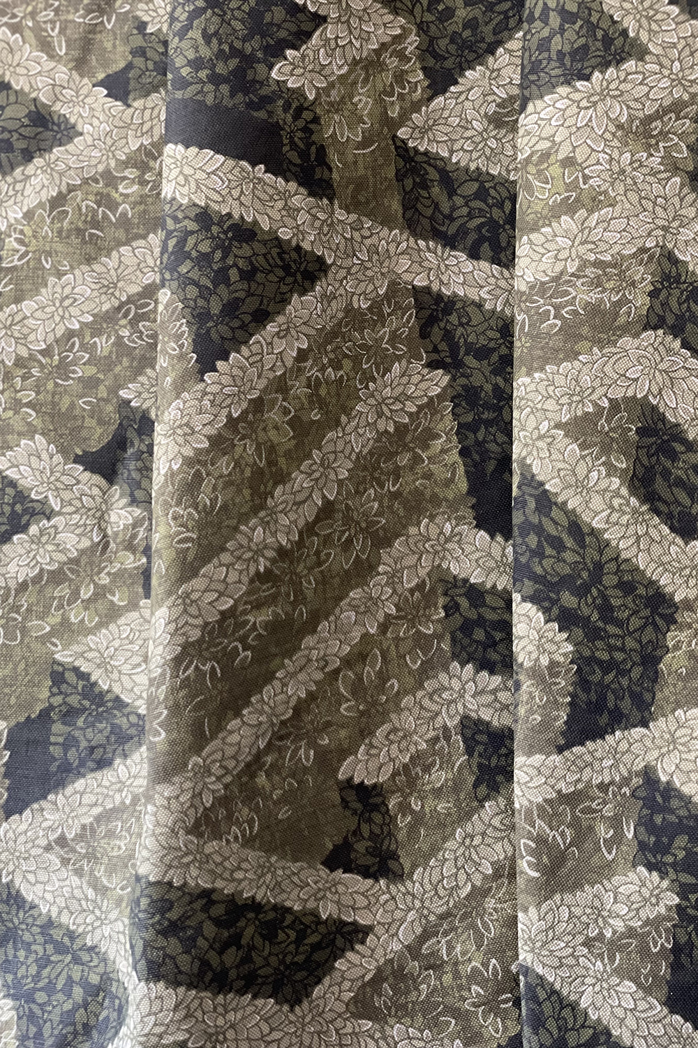 Labyrinth Fabric - Olive